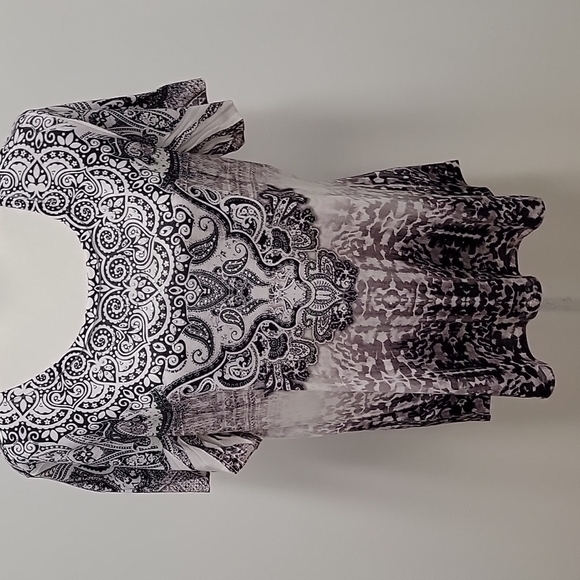 World unity | Tops | World Unity Woman Tshirt Tunic Top With Silver ...